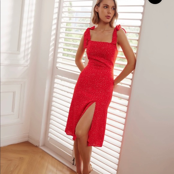 Lait | Dresses | Brand New Red Floral Cocktail Length Dress | Poshmark